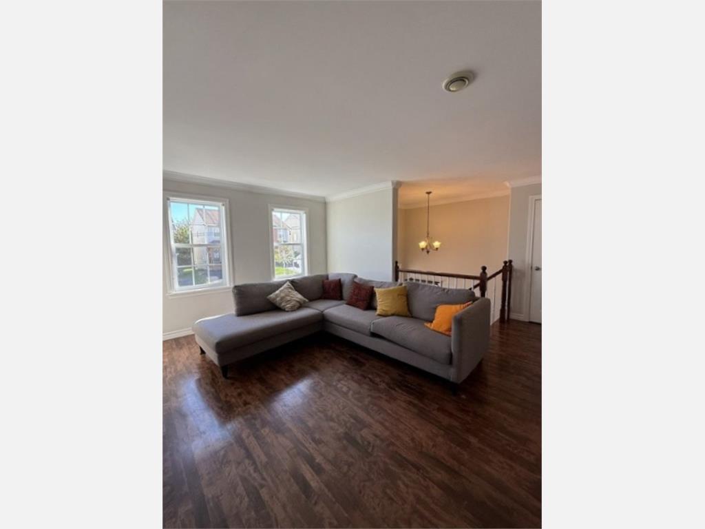 outrigger crescent,, halifax - House for Rent