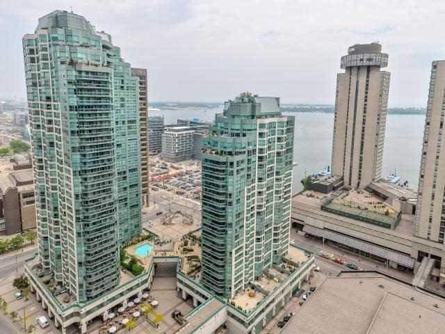 10 yonge street, toronto - Condo Apt. for Rent